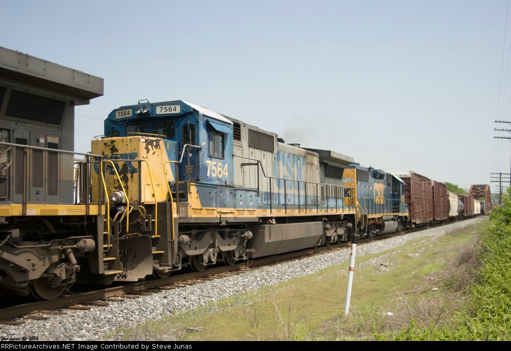 CSX 7564,2708 Q525